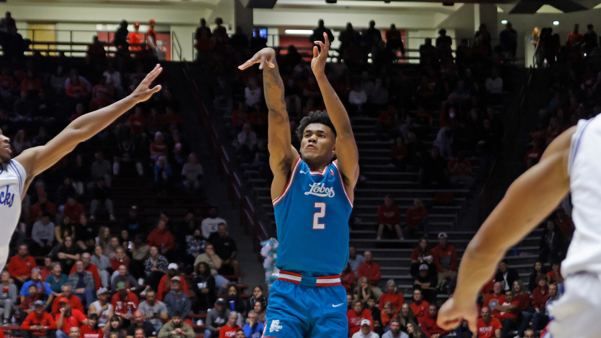 Lobos Roll to 90-71 Win over Pepperdine to Cap Unbeaten Trip to Vegas ...