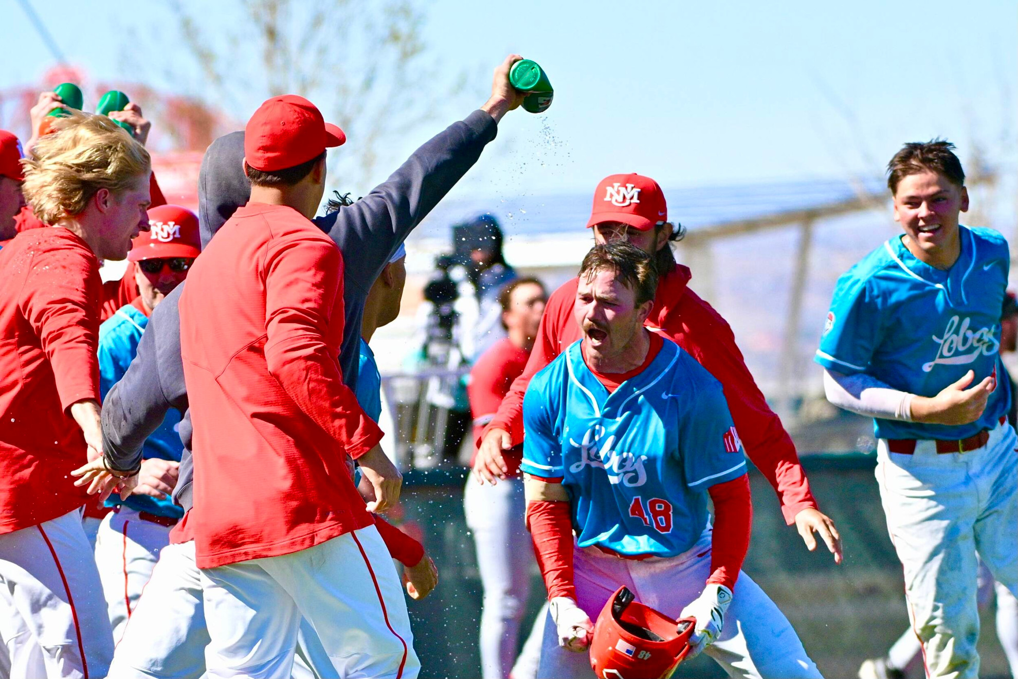 Lobos Walk Off UNLV, Complete Weekend Sweep in Sunday Finale - New ...