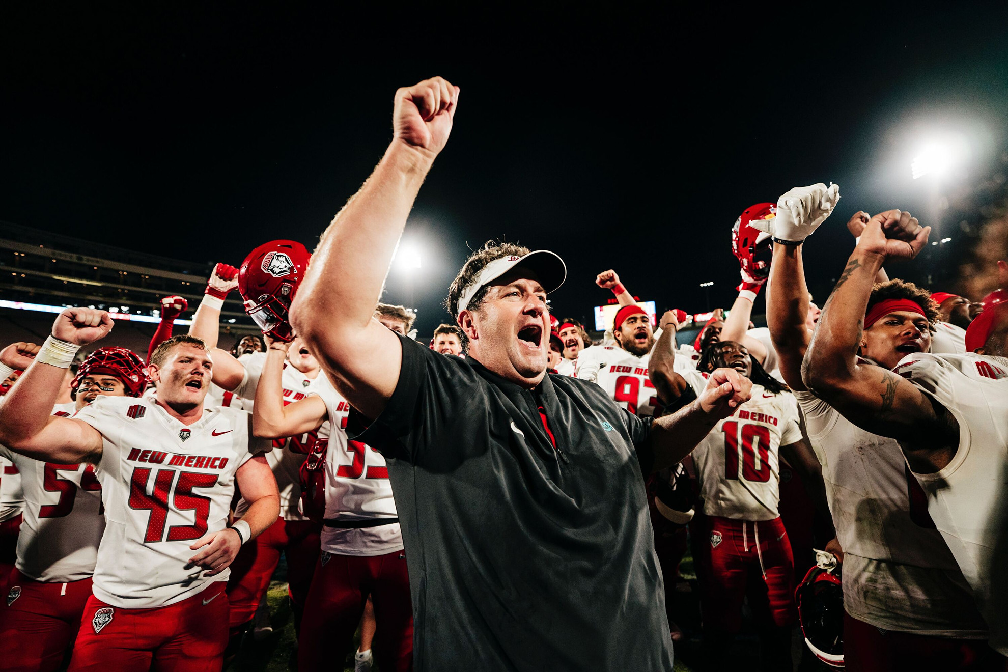 Press Conference: Lobo Football Coach Jason Eck - New Mexico Lobos ...