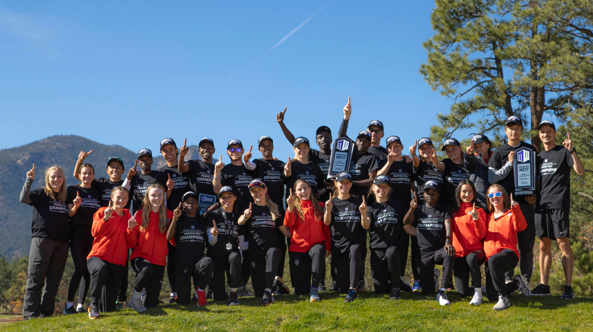 Lobos Picked to Repeat as MW Men’s & Women’s XC Champions - New Mexico ...