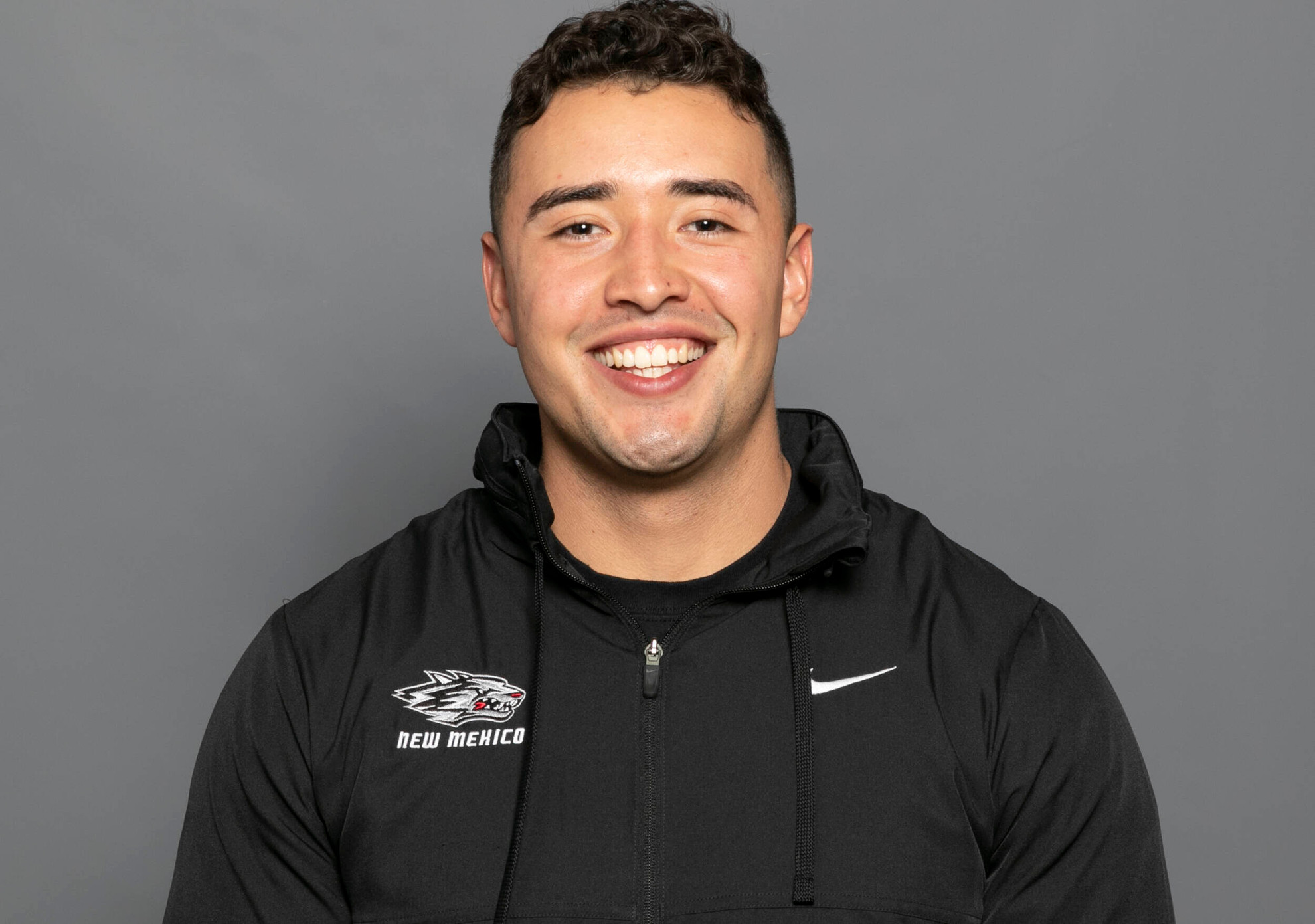 Isaiah Perez - Football 2021-22 - New Mexico Lobos - Official Athletics ...