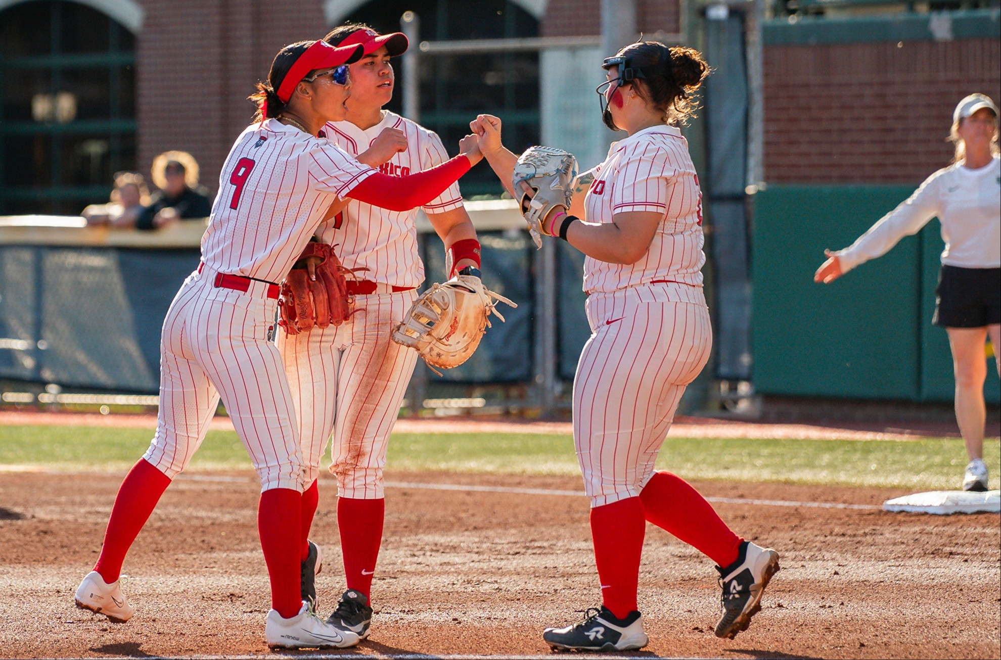 Lobos Travel to Louisiana for Mardi Gras Mambo - New Mexico Lobos ...