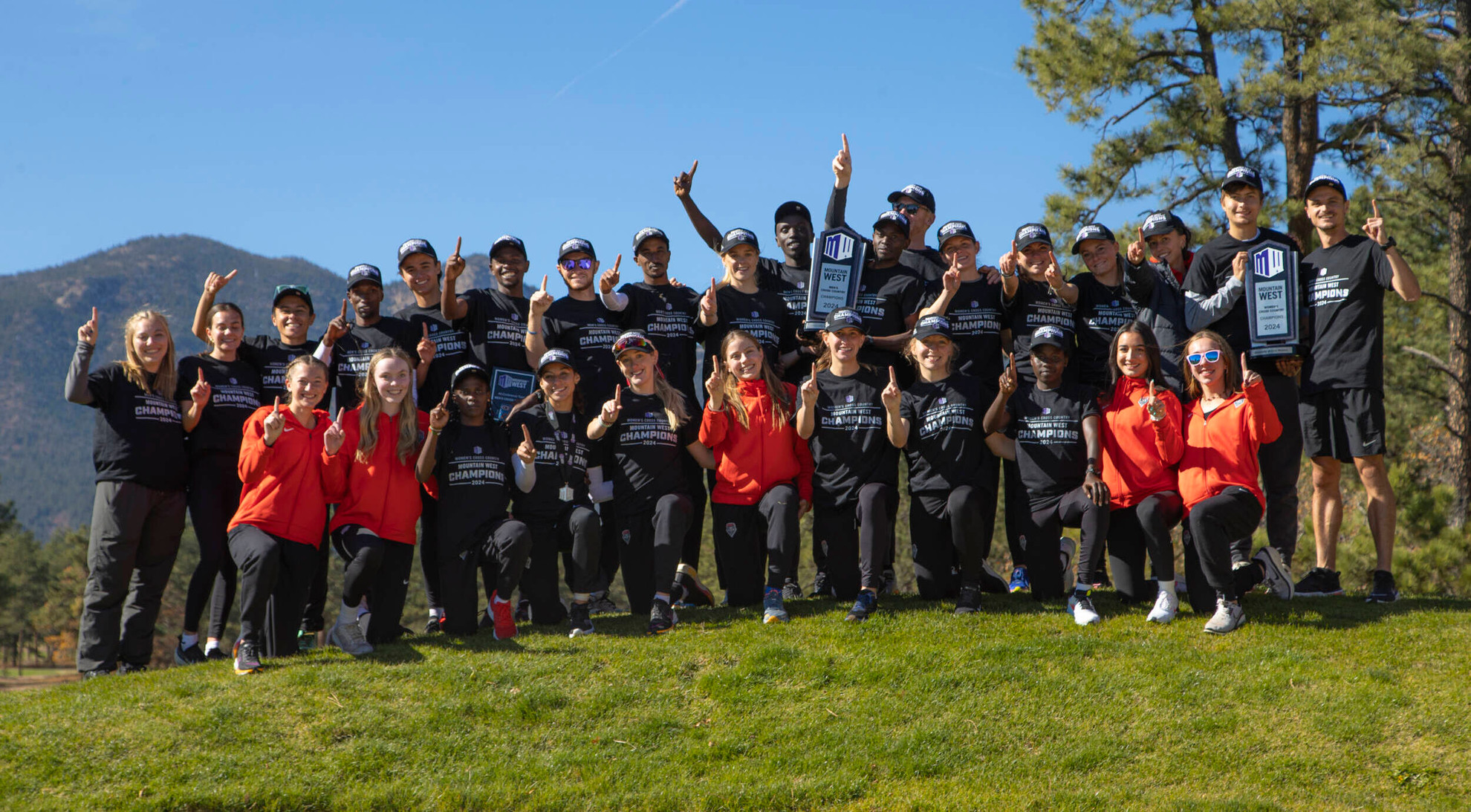 Lobos Sweep Men’s & Women’s Team, Individual Titles at MW XC ...