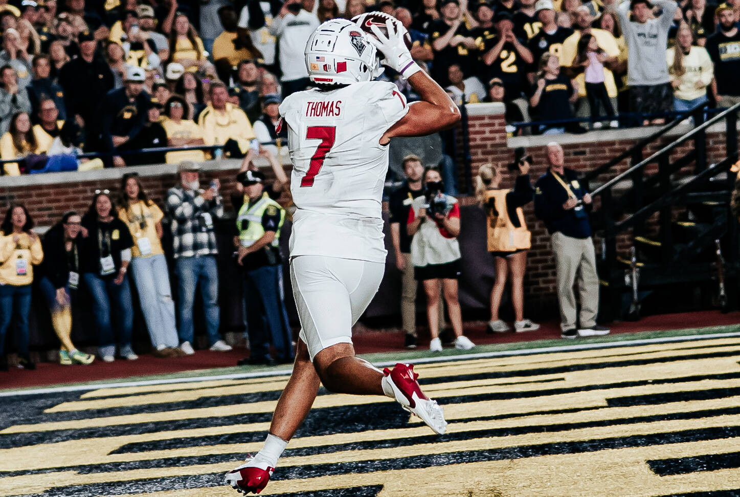 Lobos Hang Tough, fall to No. 14 Michigan 34-17 - New Mexico Lobos ...