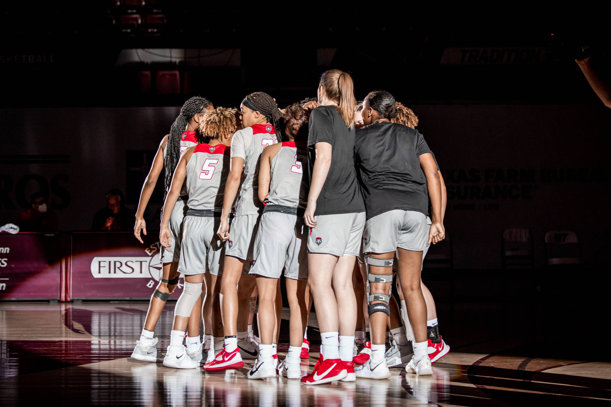 Lobo Women’s Basketball Series at Wyoming Postponed, Air Force Dates ...