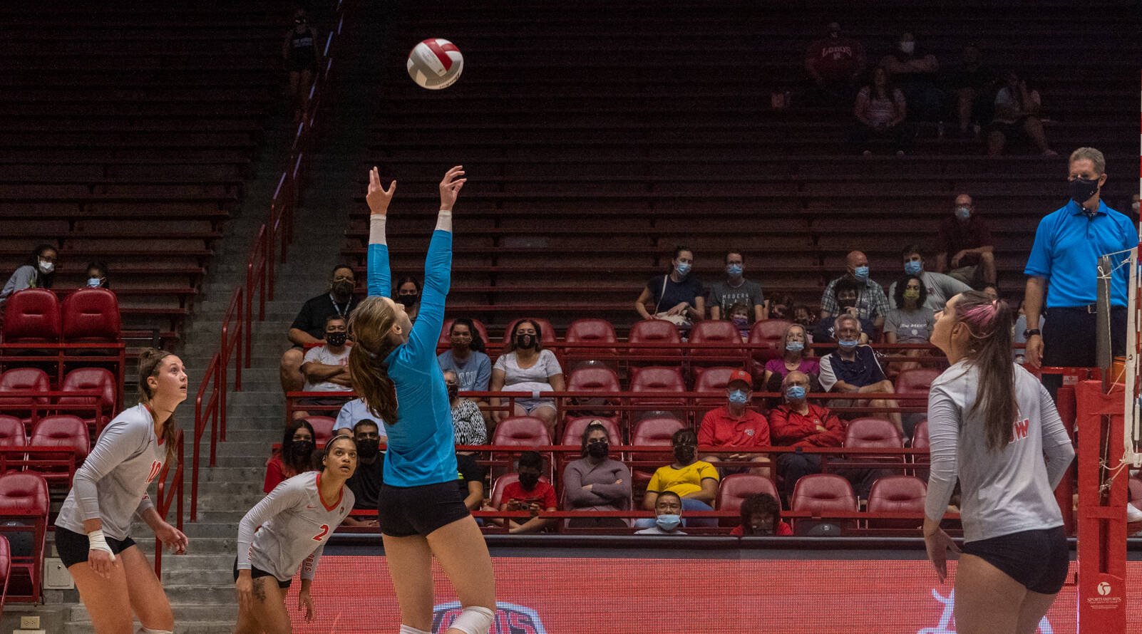 UNM Continues Winning Way with Sweep of Green Bay - New Mexico Lobos ...