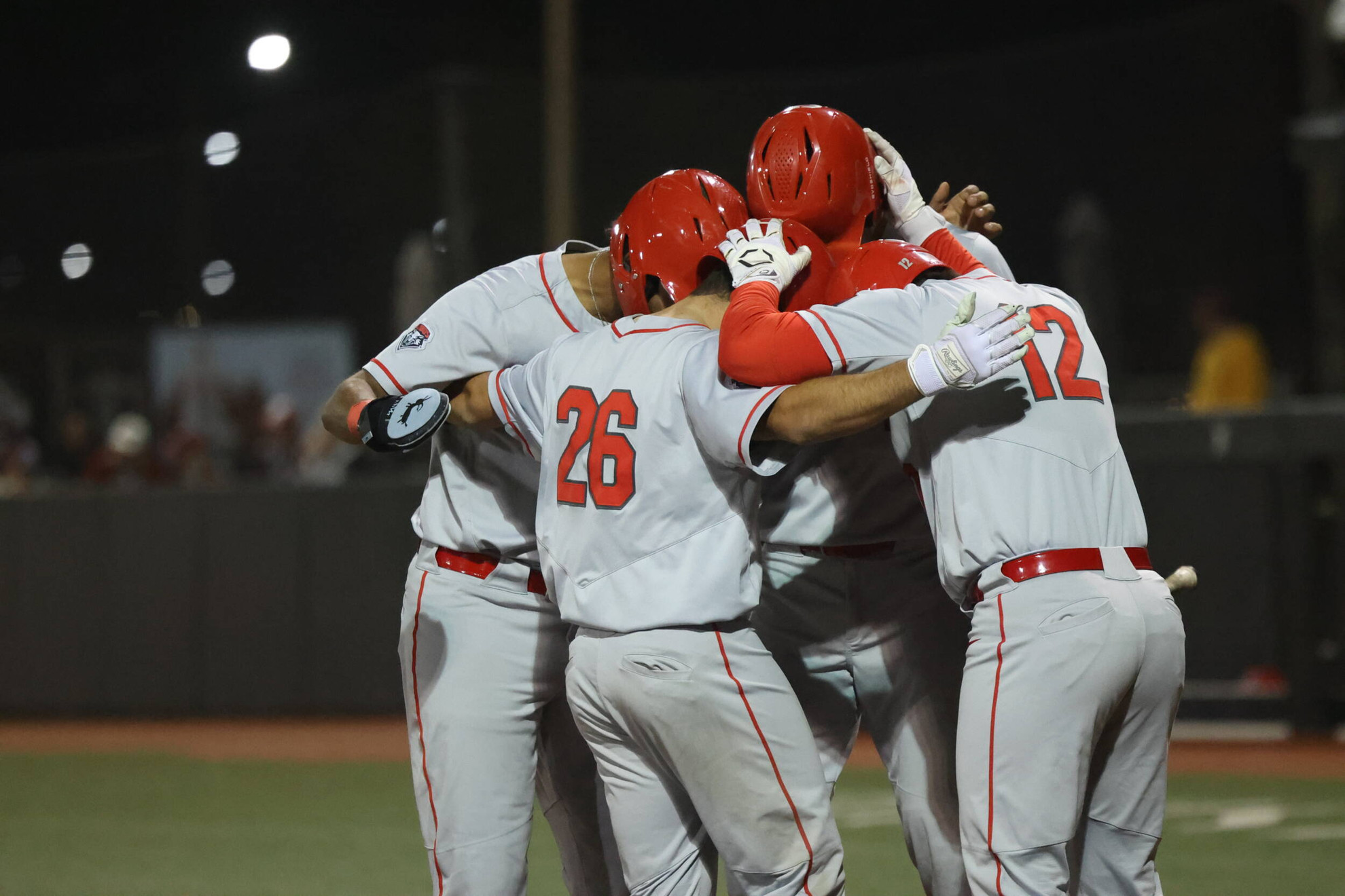 Lobos Race Past Aggies in Midweek Rivalry Matchup, 15-10 - New Mexico ...