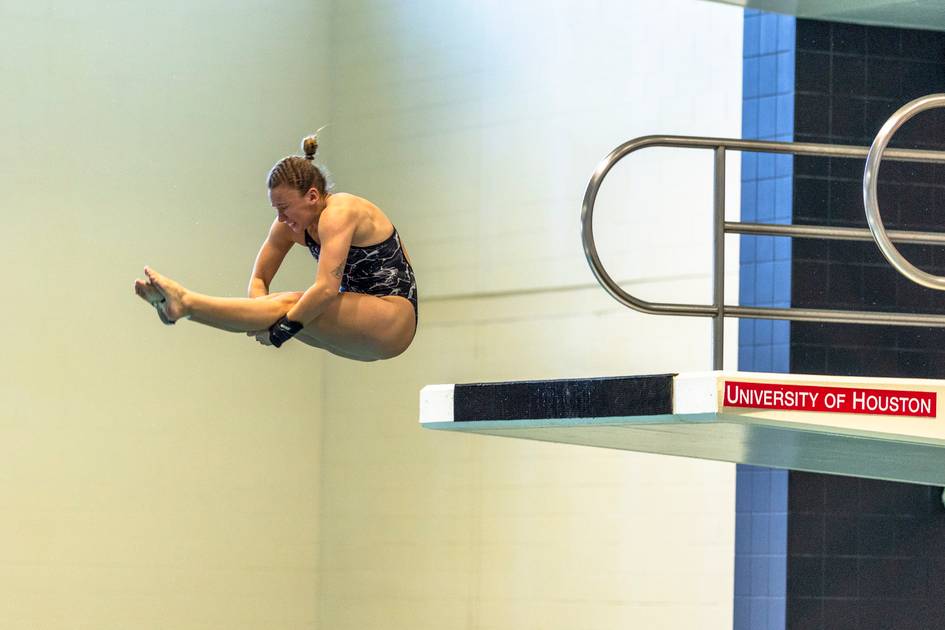 English Takes 1-Meter Title at Denver - New Mexico Lobos - Official ...
