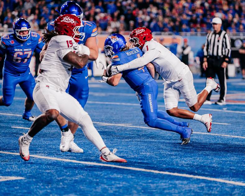 Keyshawn James-Newby Named PFSN Third Team All-America - New Mexico ...