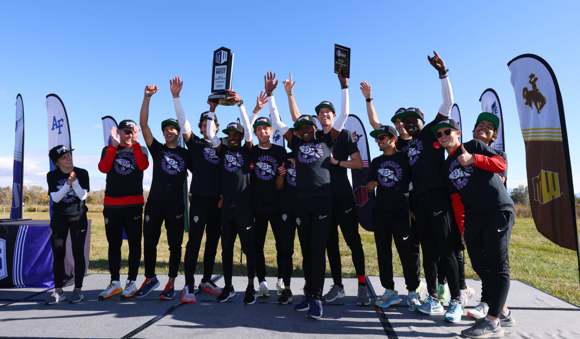 Habtom Samuel, Lobo Men win MW Titles in Boise - New Mexico Lobos ...