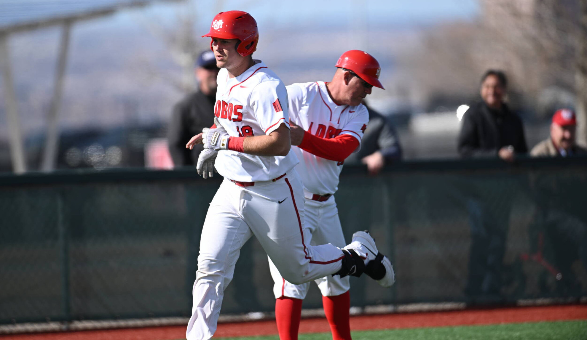 Wildcats hold off Lobos 11-8 - New Mexico Lobos - Official Athletics ...