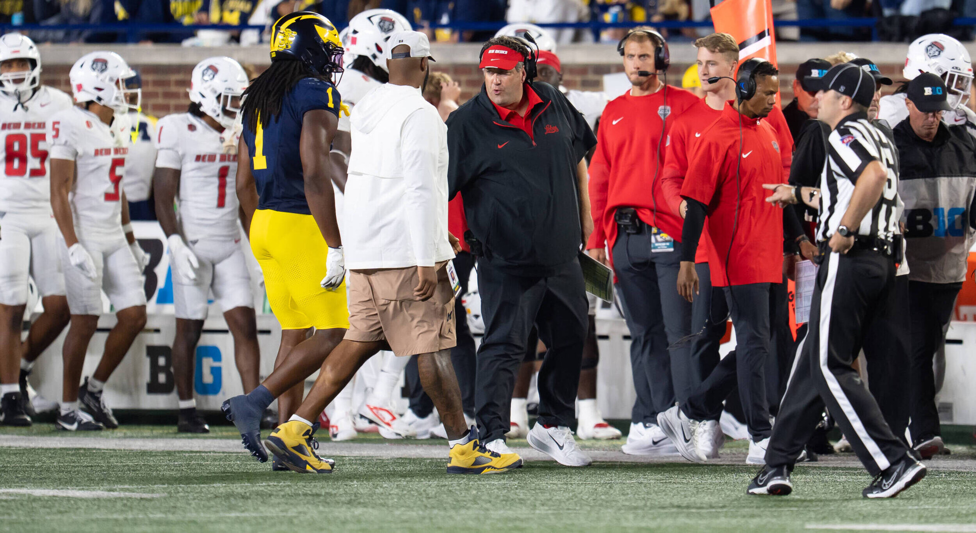 Press Conference: Lobo Football Coach Jason Eck - New Mexico Lobos ...